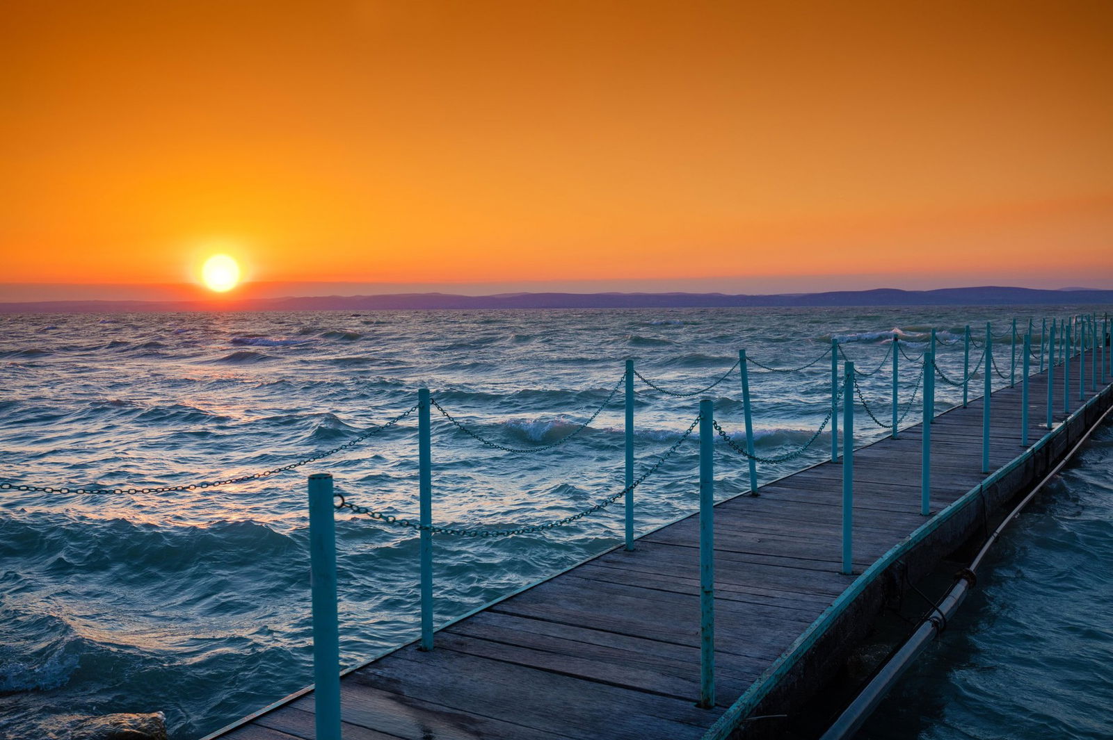 Balaton alatti alagútról pletykálnak Siófok környékén, állítólag a NASA ...