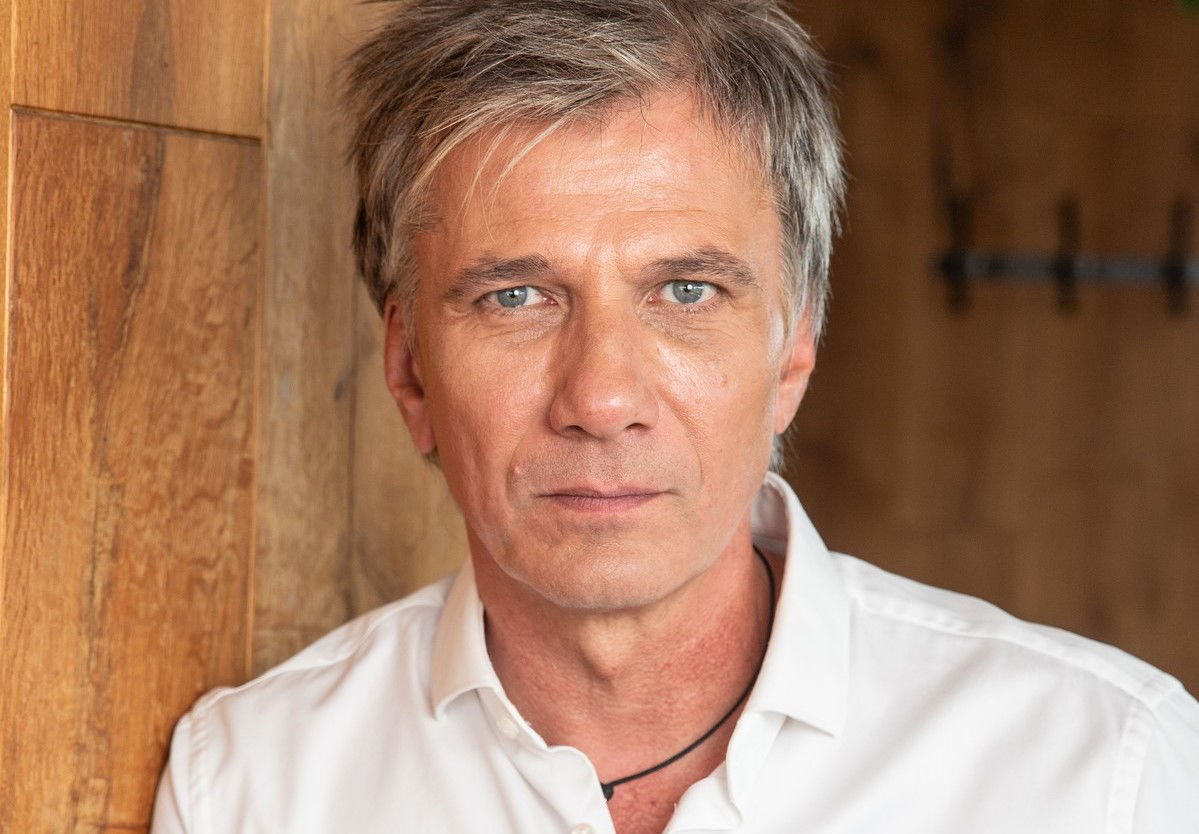 Bochkor Gábor úgy odapörkölt G.w.M-éknek, hogy abba mindenki belepirult ...