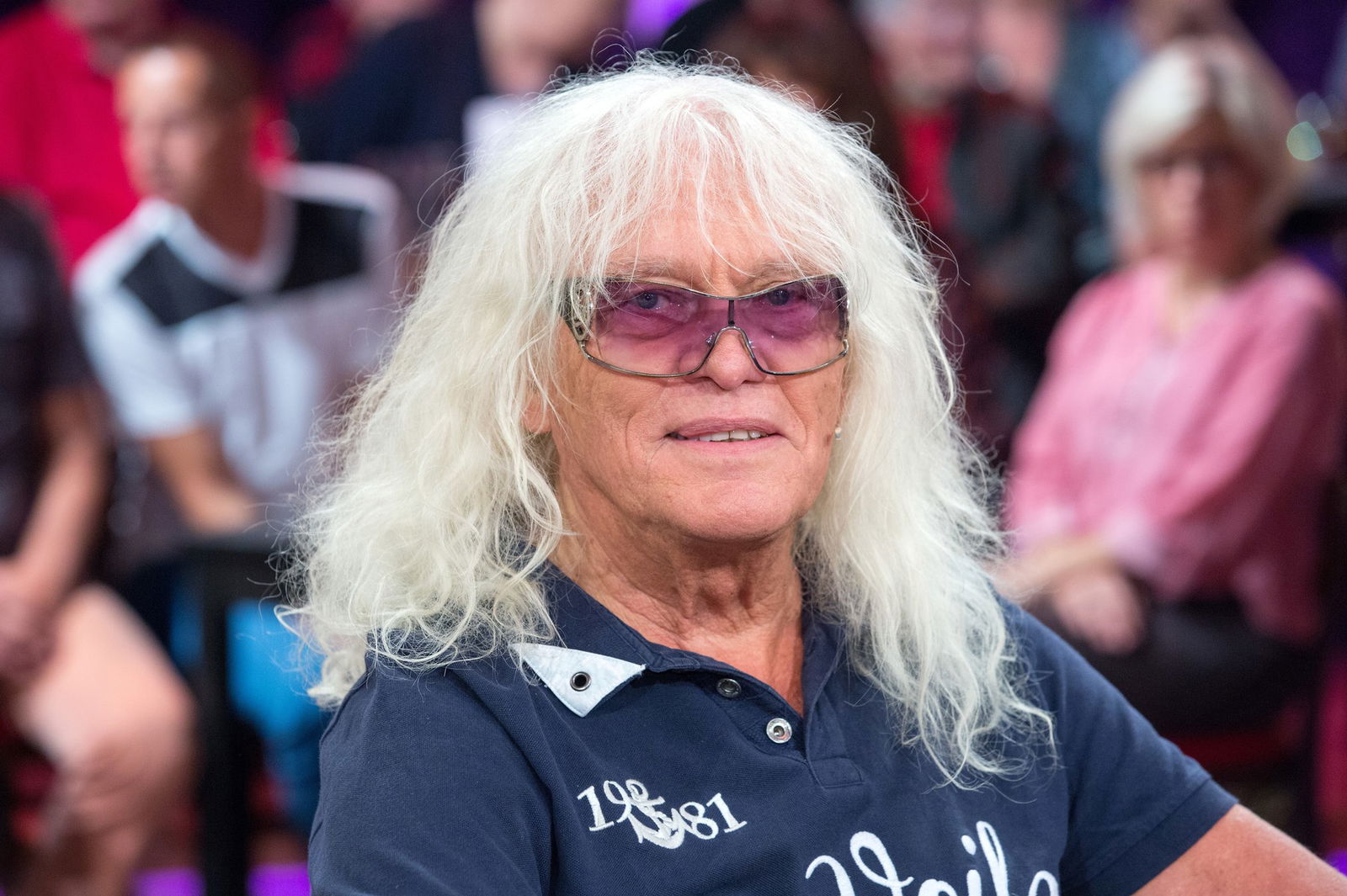 Gyönyörű nő vált Kóbor János lányából, aki most szívszorító felvételt ...