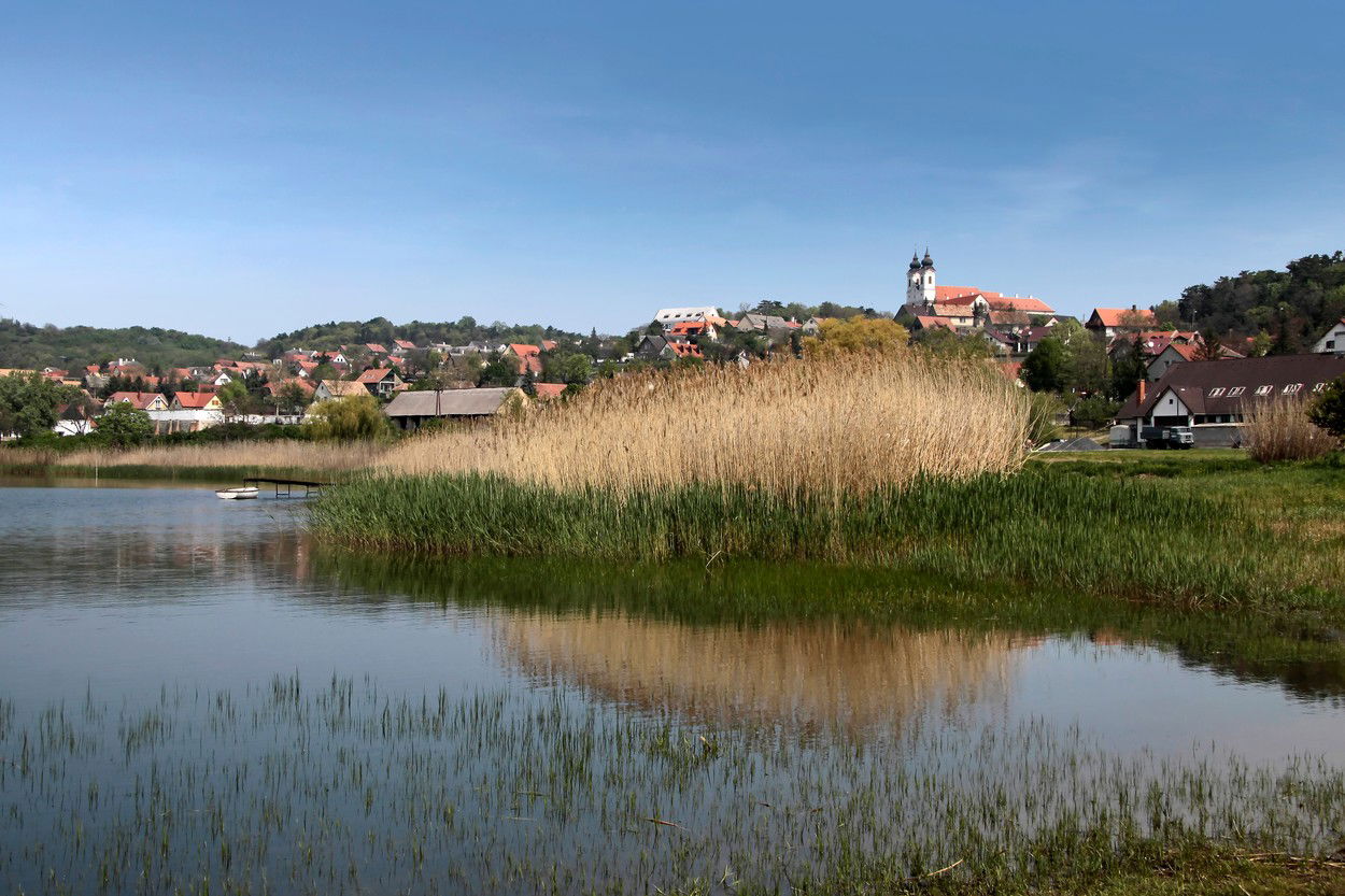 Titokzatos vonalak tűntek fel a Balatonnál, világszenzáció lenne, ha ...