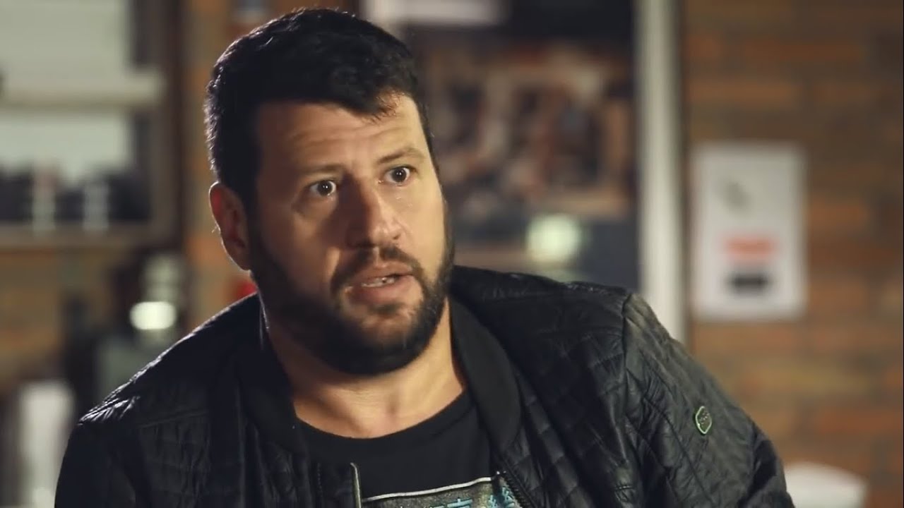 Puzsér Róbert nekiment a biztonságpolitikai szakértőnek, odaszúrós ...
