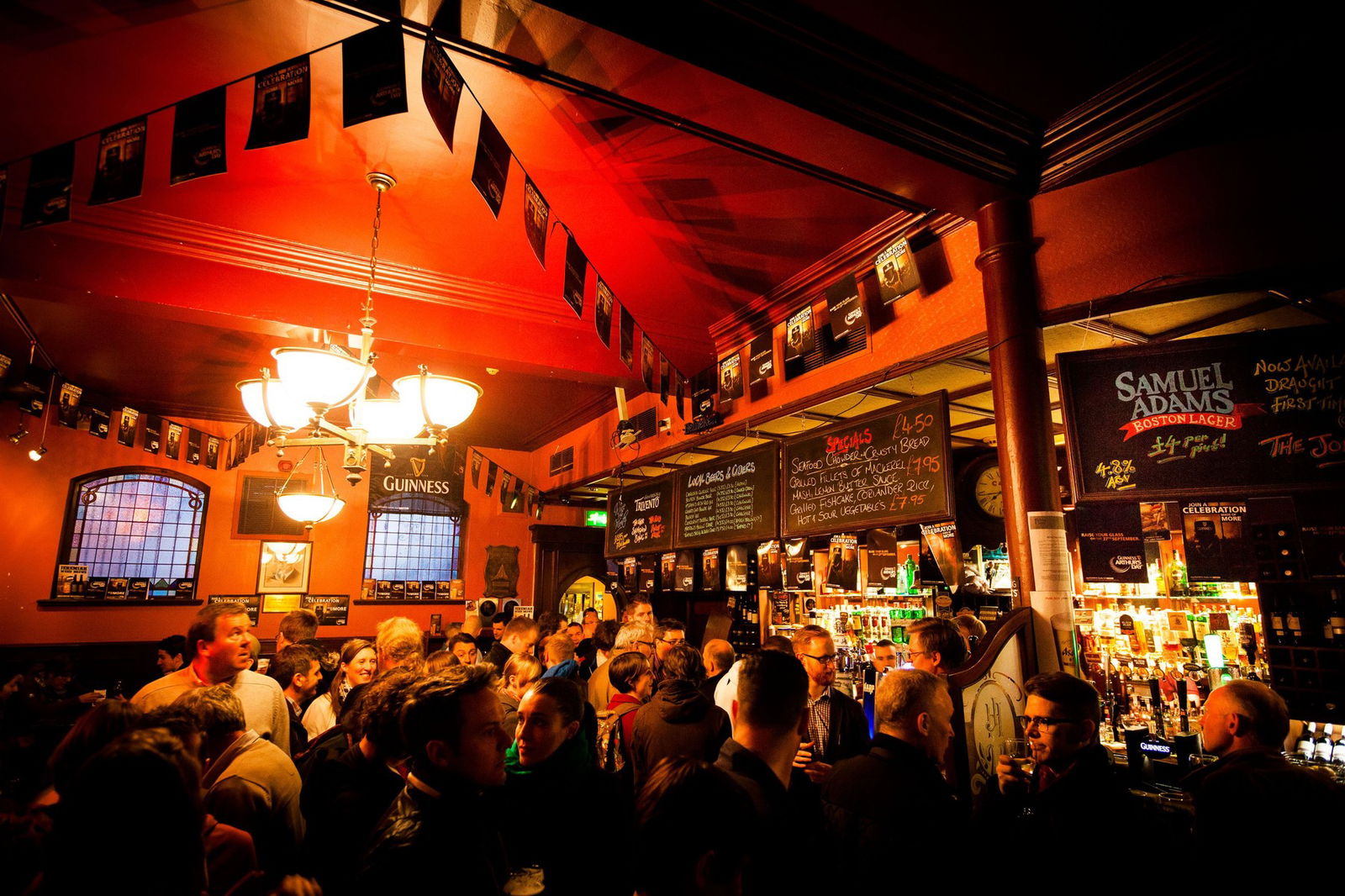 Budapest belvárosában minden eddiginél jobban forrnak az indulatok ...