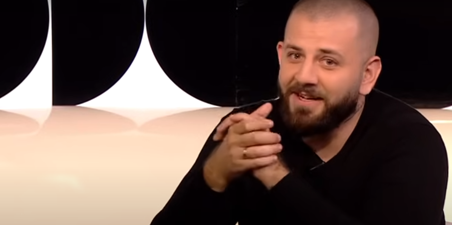 G.w.M. egy darab ingyen itallal promózza magát: ország ekkora ...