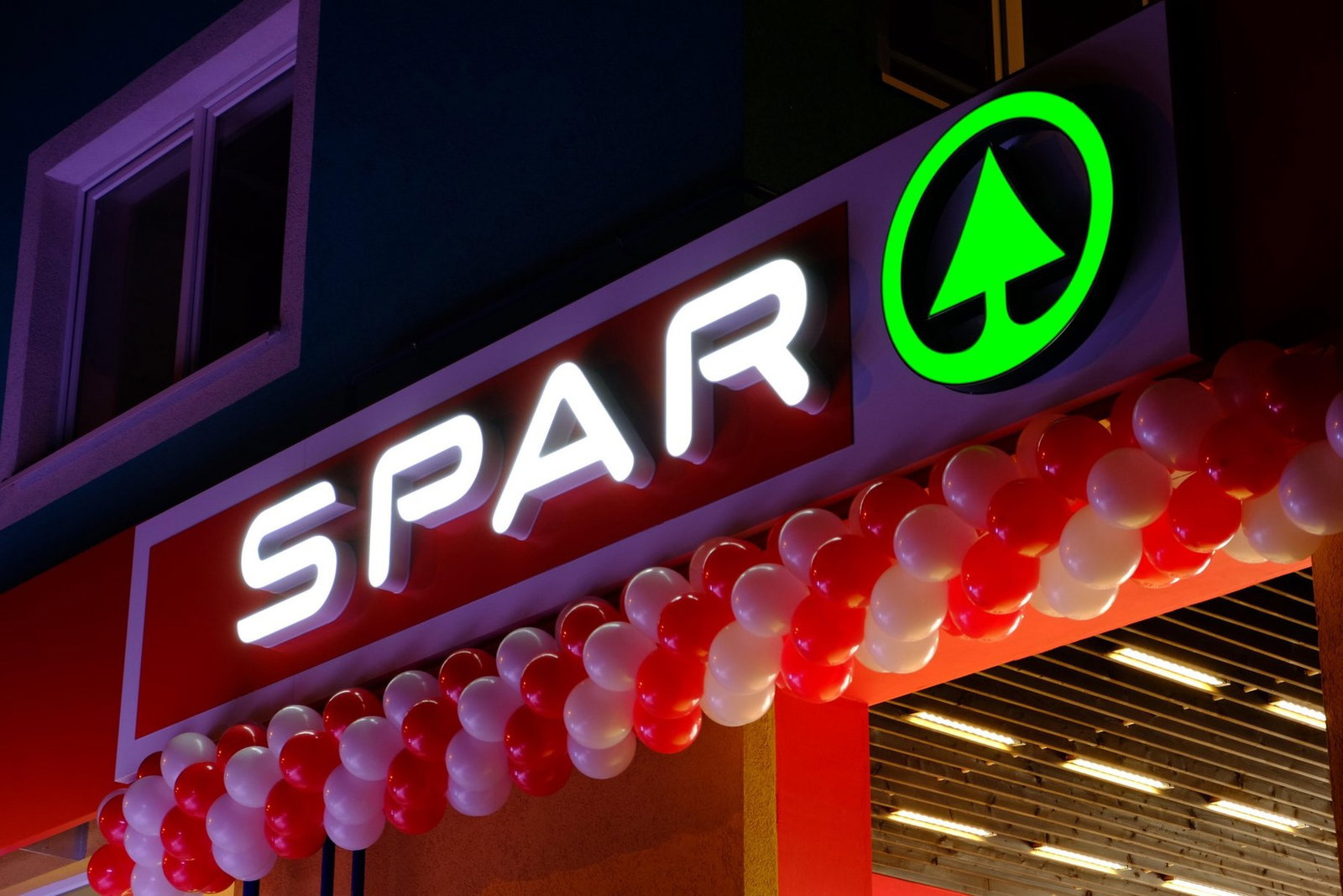 Aljas trükközés a SPAR-ban, megdöbbentő videók láttak napvilágot ...
