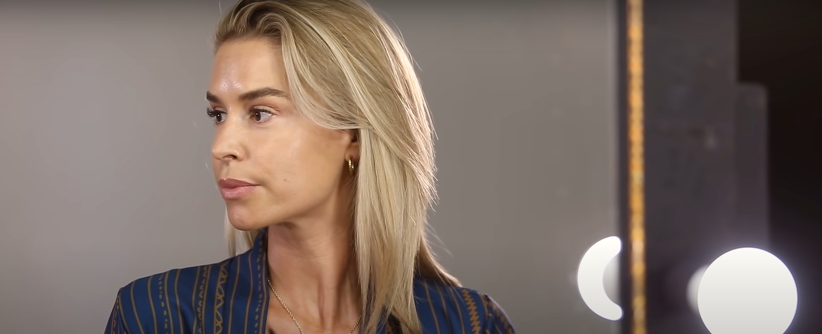 Emlékeztek még Dukai Reginára? Most kerek popsival és csodás cicikkel ...