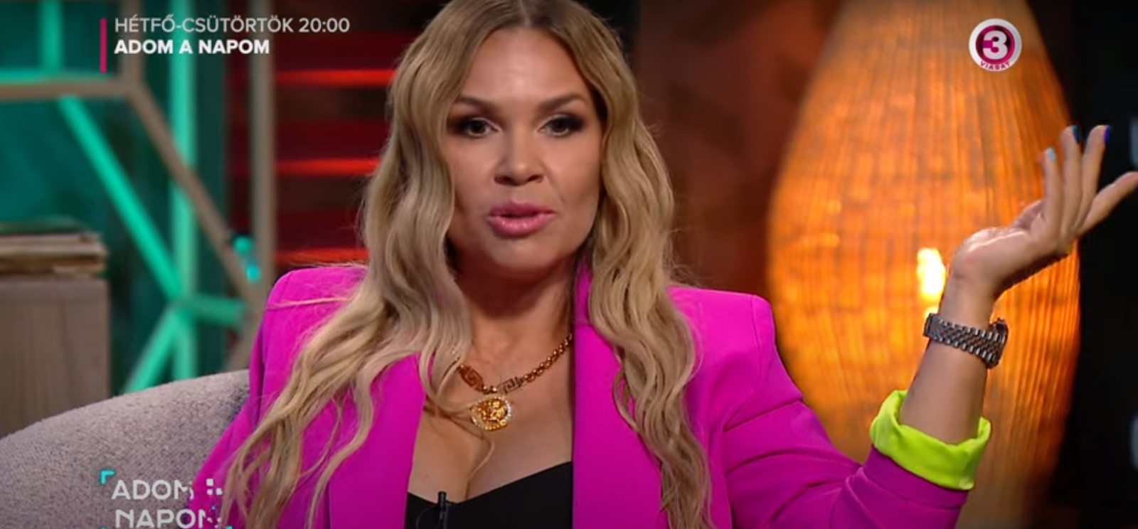 Dundika óriásit hazudott, erről még Majka sem tudott: szinte fedetlen ...