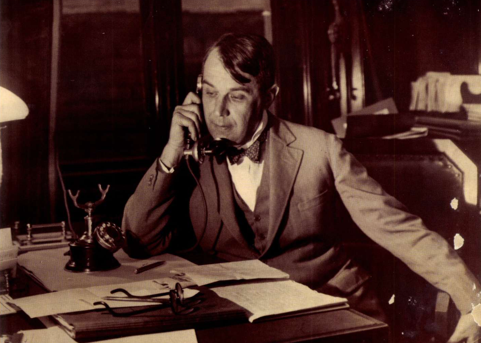 Felesége rántotta le a leplet Kosztolányi Dezső sötét szenvedélyéről ...