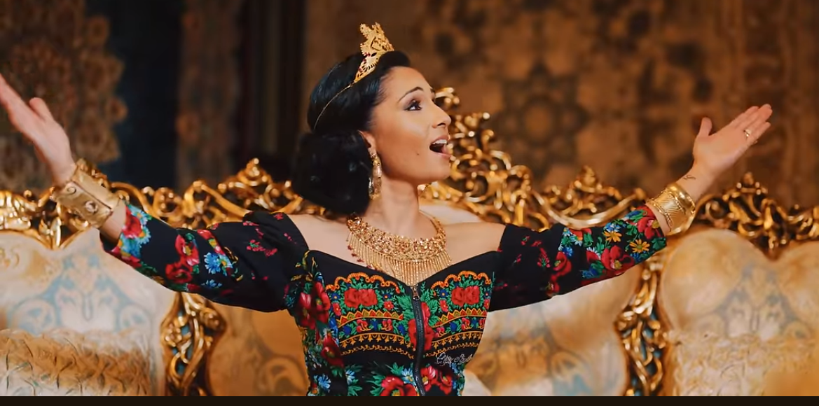 Nótár Mary olyan bombatestet villantott bikiniben, hogy az egészen ...