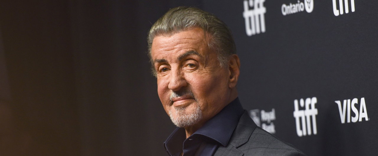 Lecserélték Sylvester Stallone magyar hangját, olyan színész vette át a ...