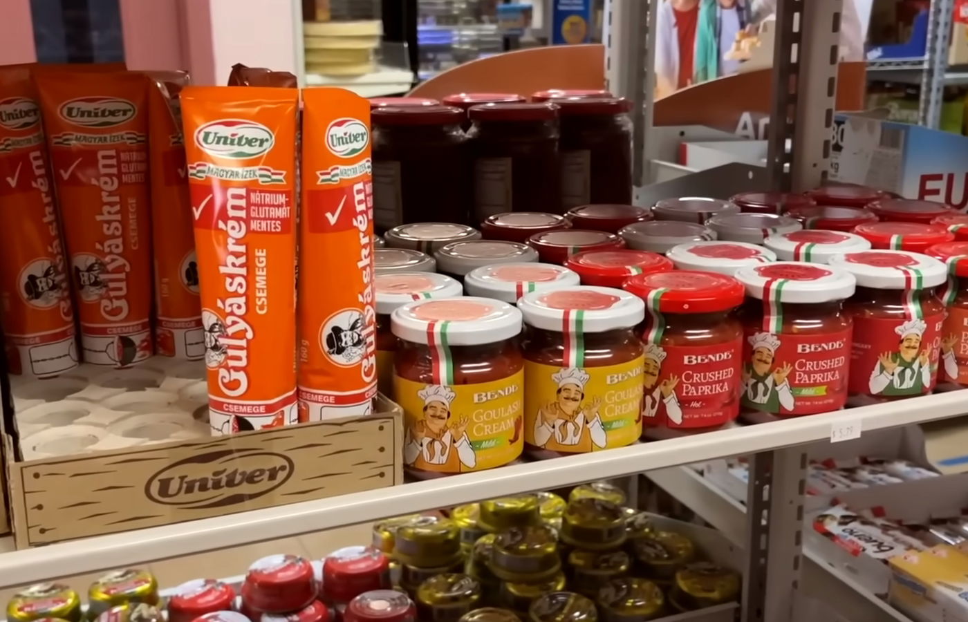 Román felirattal árulják a magyar Piros Aranyat az USA-ban, nem ez az ...