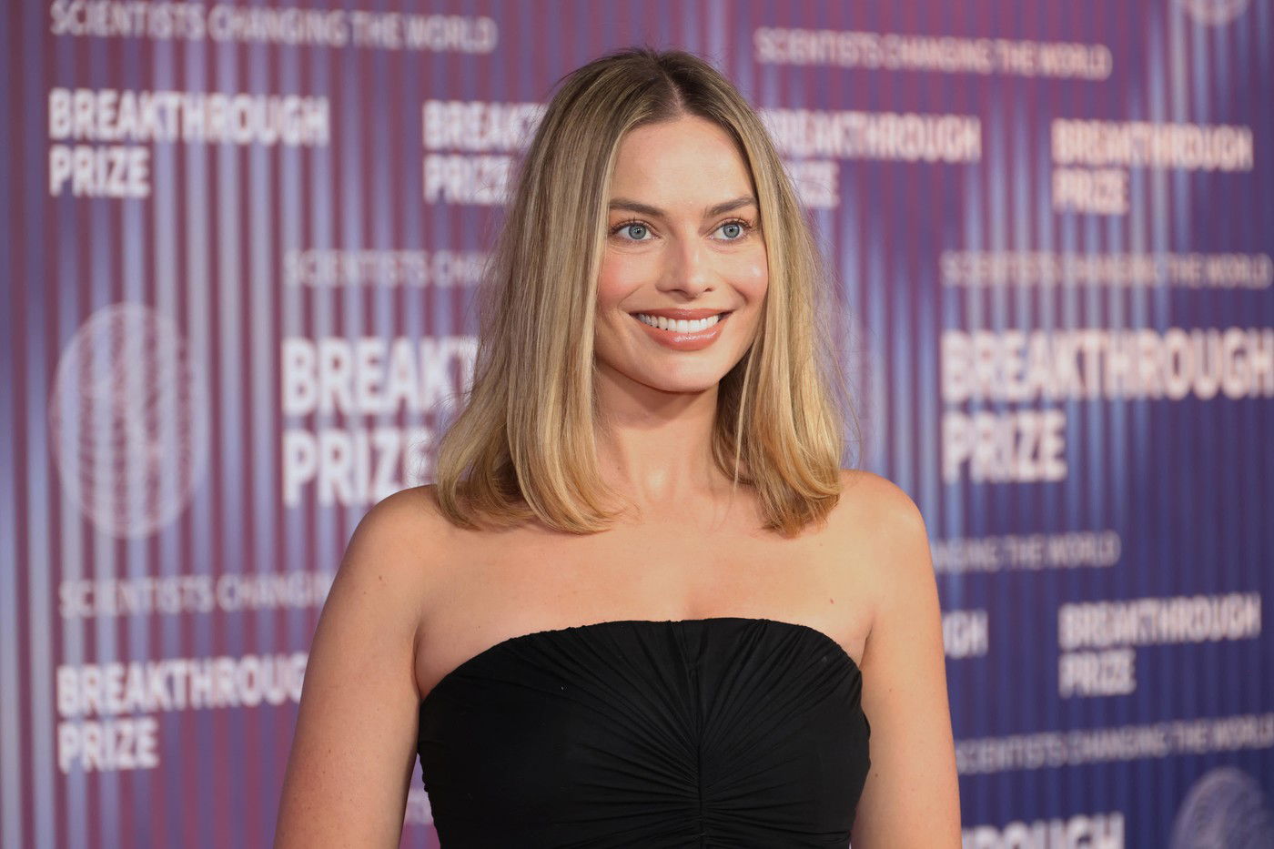 Margot Robbie éveken keresztül John Cenaval aludt éveken keresztül - a ...