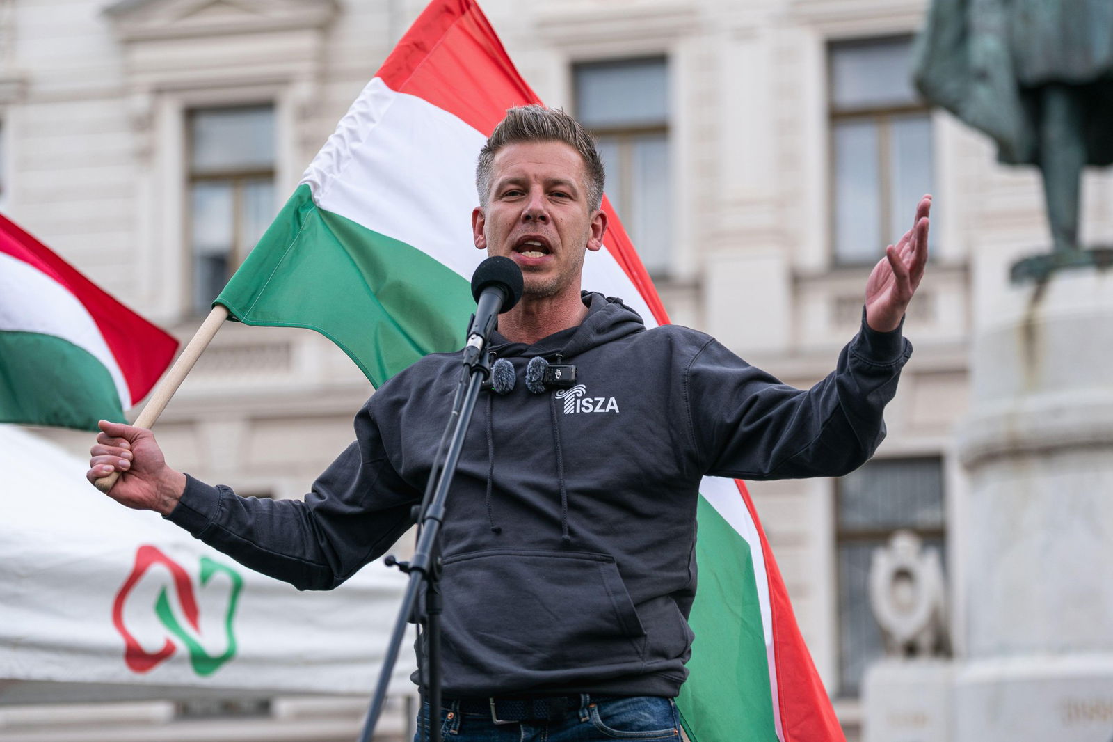 "Nem tudom, hogy csinálja Magyar Péter" - Hont András meglepőt mondott ...