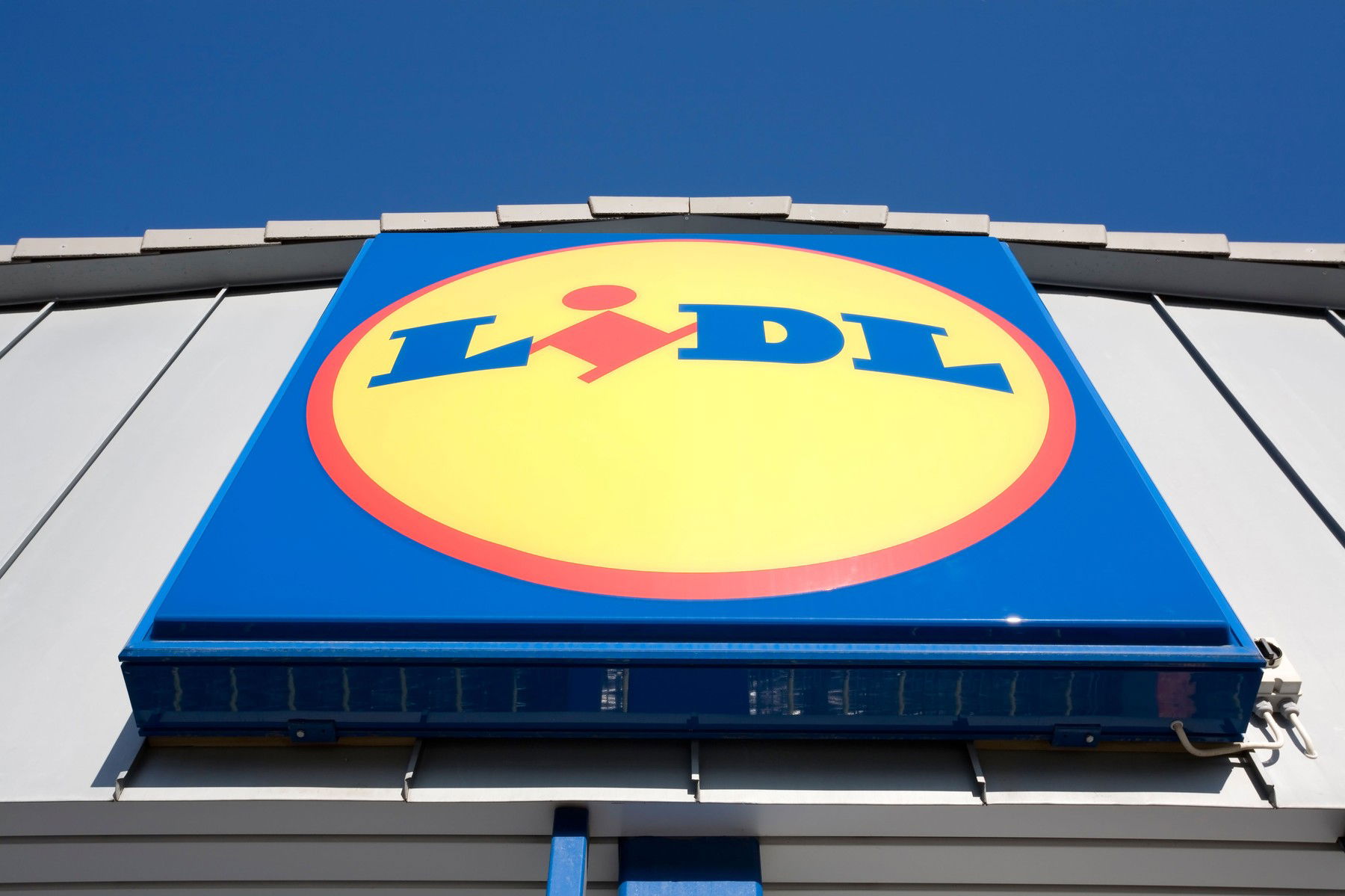 Alaposan keresztbe tett a Hervis a Lidlnek, elhappolják a vásárlókat ...