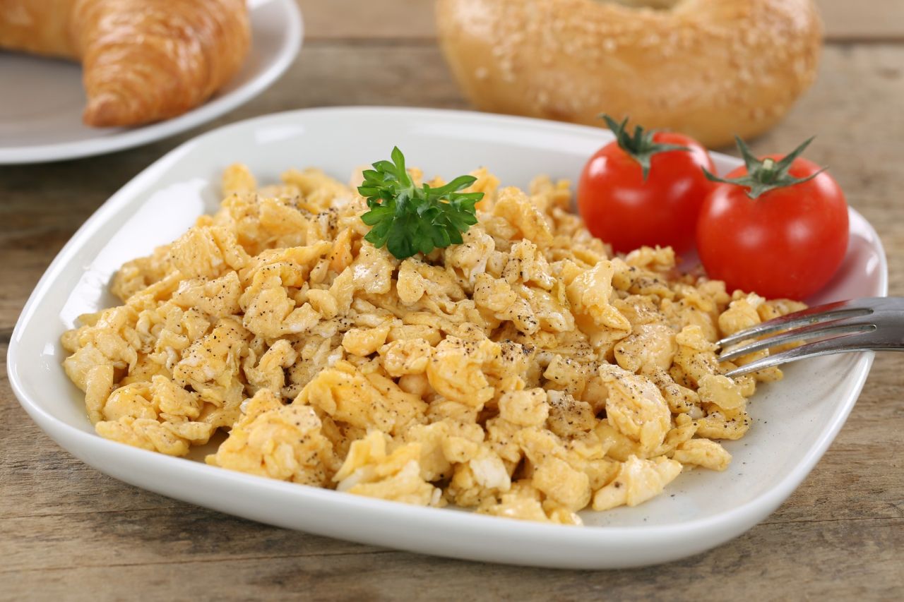 Ez a tökéletes rántotta titkos összetevője, ettől lesz verhetetlen és ...
