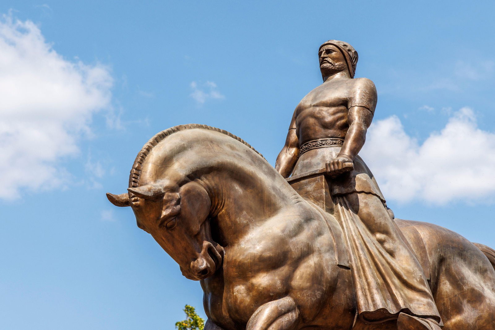 Végre leleplezték Attila sírjának helyét Magyarországon, ám van egy ...