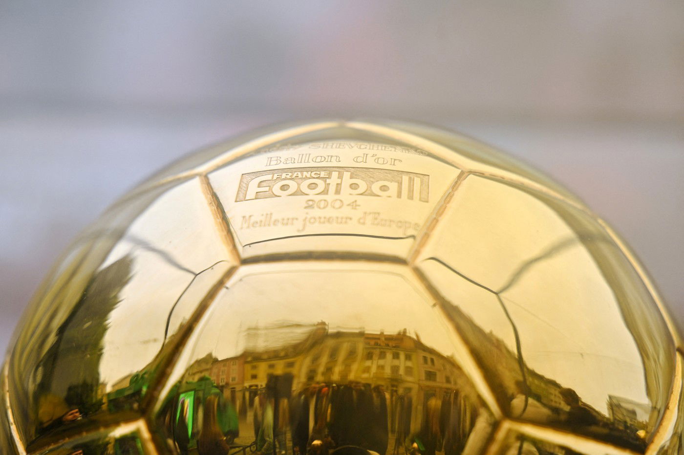 Titkos helyen mutatják Magyarországon az Aranylabda-gálát, a rajongók ...