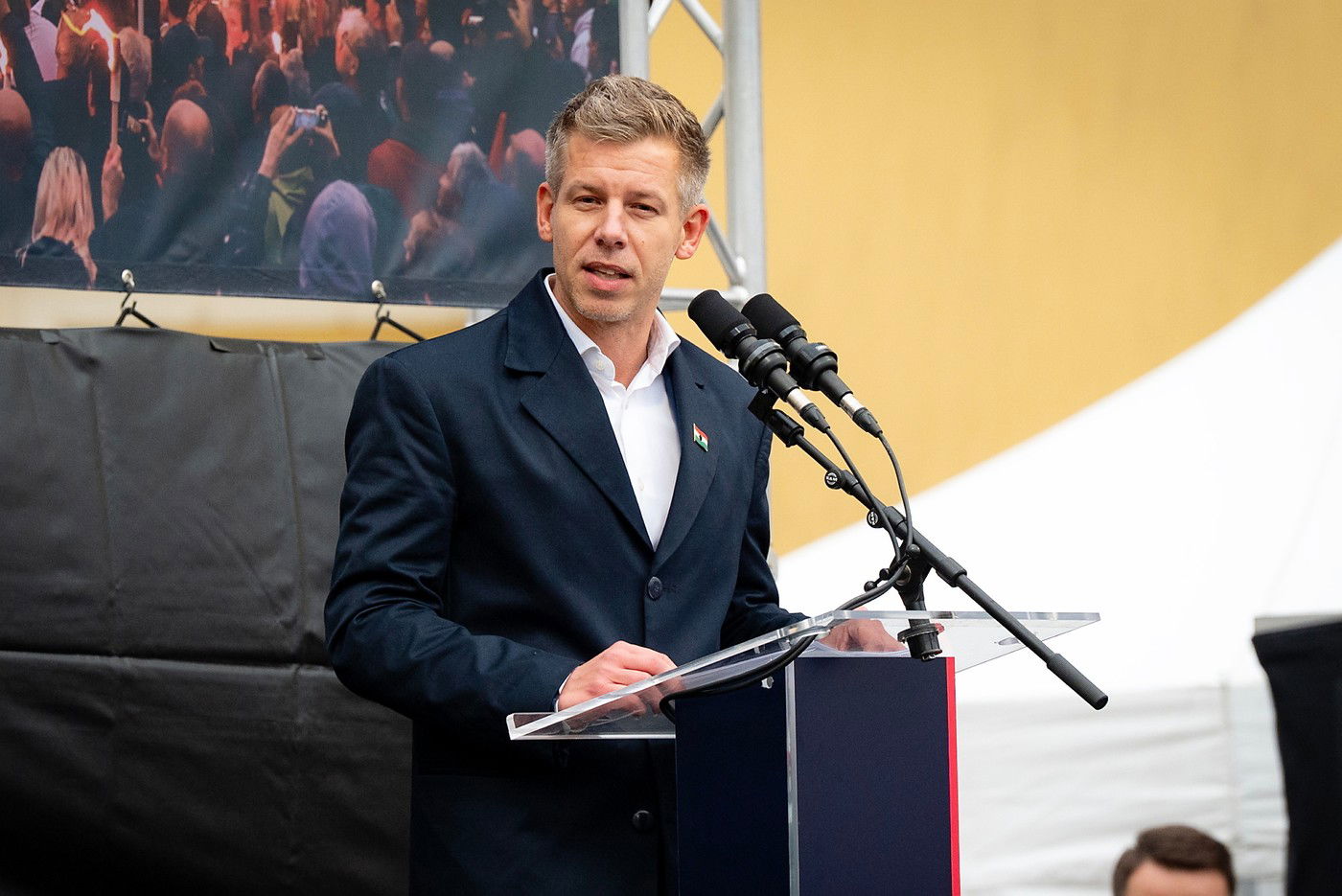 Ez a munkája a Tisza párt jelöltjeinek, leesik az állad, ha megtudod ...