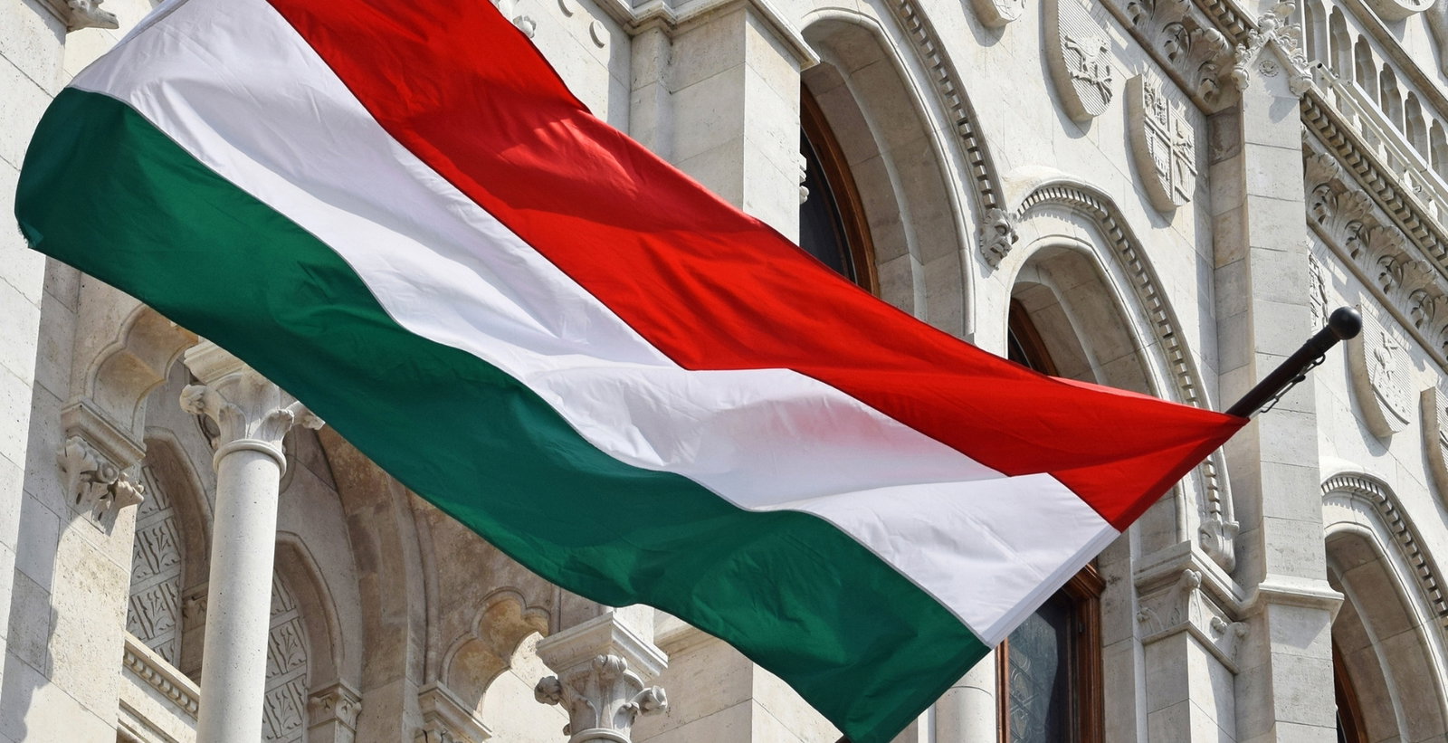 Óriási robajjal érkezik a Magyar Karib-tenger kalózai, hazai várakban ...