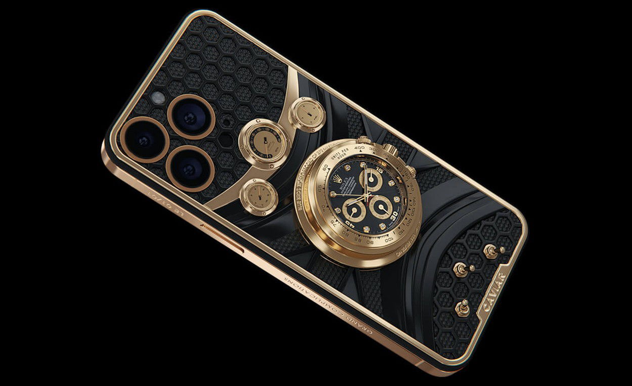 Ez már tényleg luxus: igazi Rolex van a világ egyik legdrágább iPhone ...